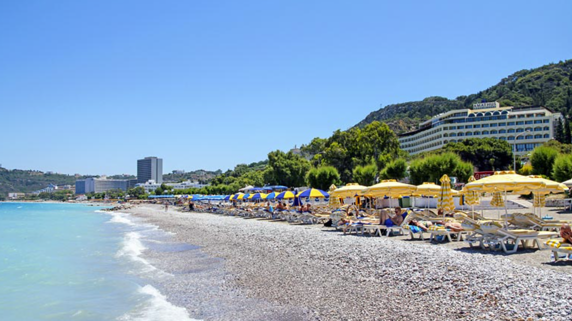 Ixia: juvelen på Rhodos' vestkyst for vannsportentusiaster | Komplett guide